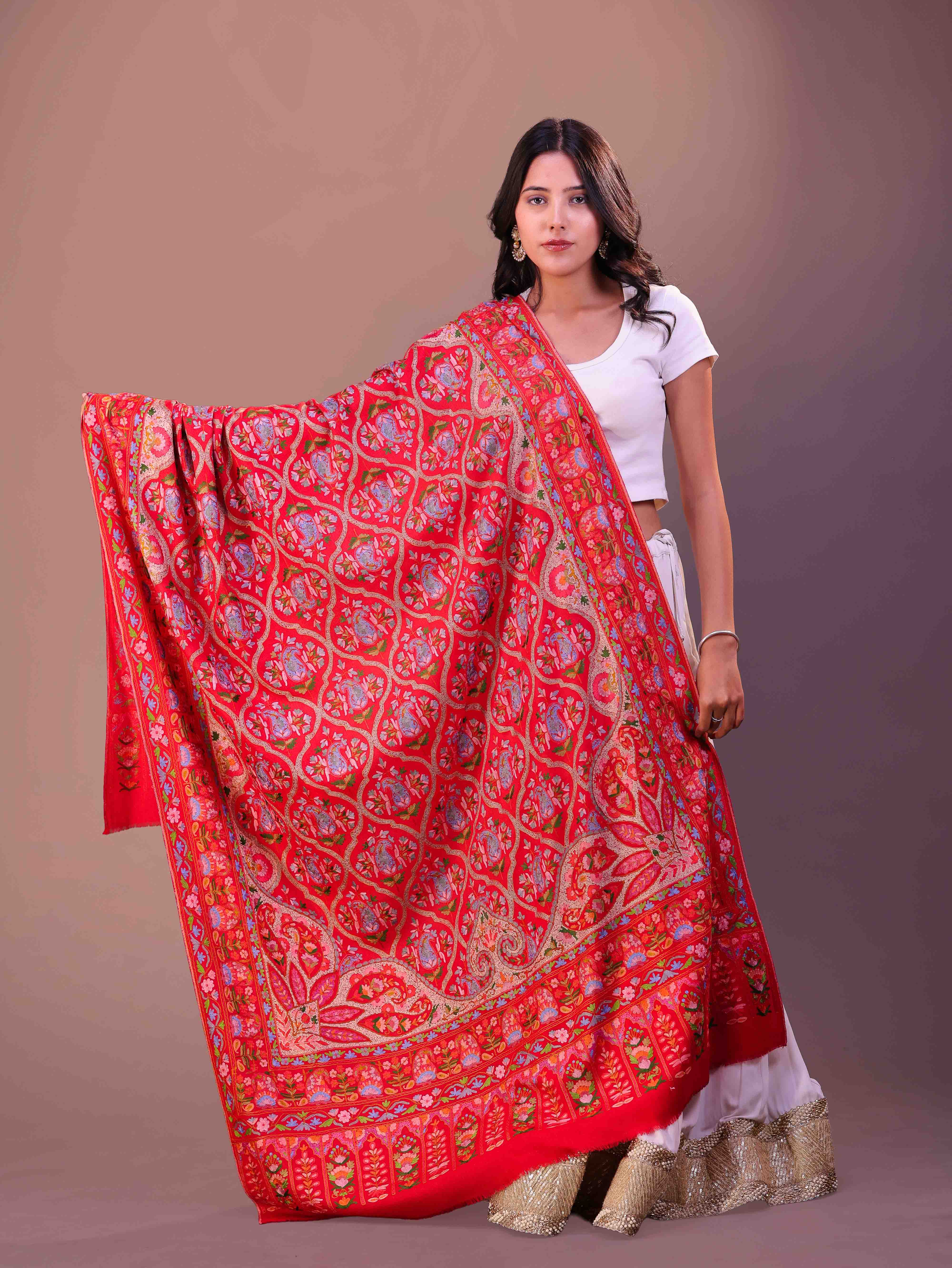 Fine Wool Waves Kashmiri Embroidery Shawl – The Shawl Studio